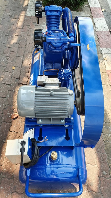 ปั๊มลม Puma 3 HP 260L พูม่า รุ่น PP-23P ระบบสายพาน